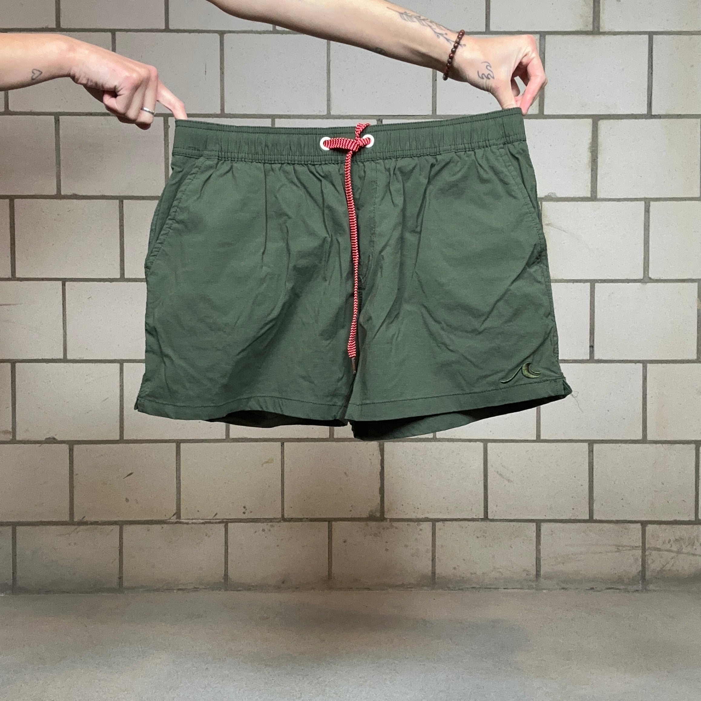 Green Trunks – swiss.secondhand.shop